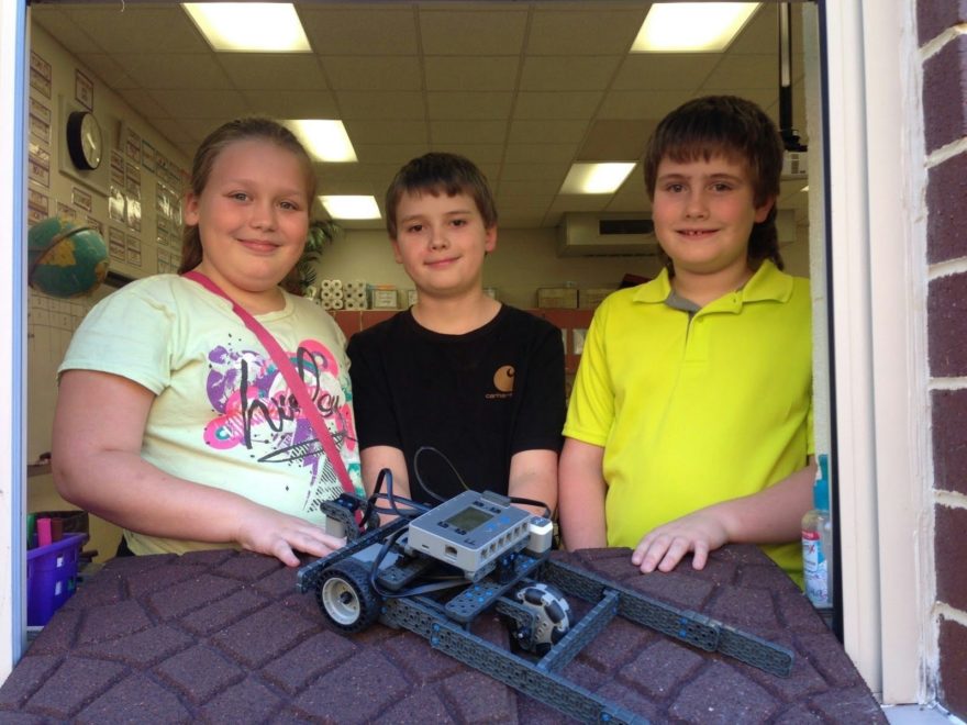 5th Grade PLTW Robotics and Automation | PLTW
