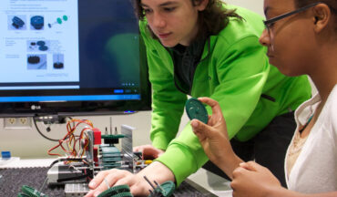 Professional Development for Teachers | PLTW